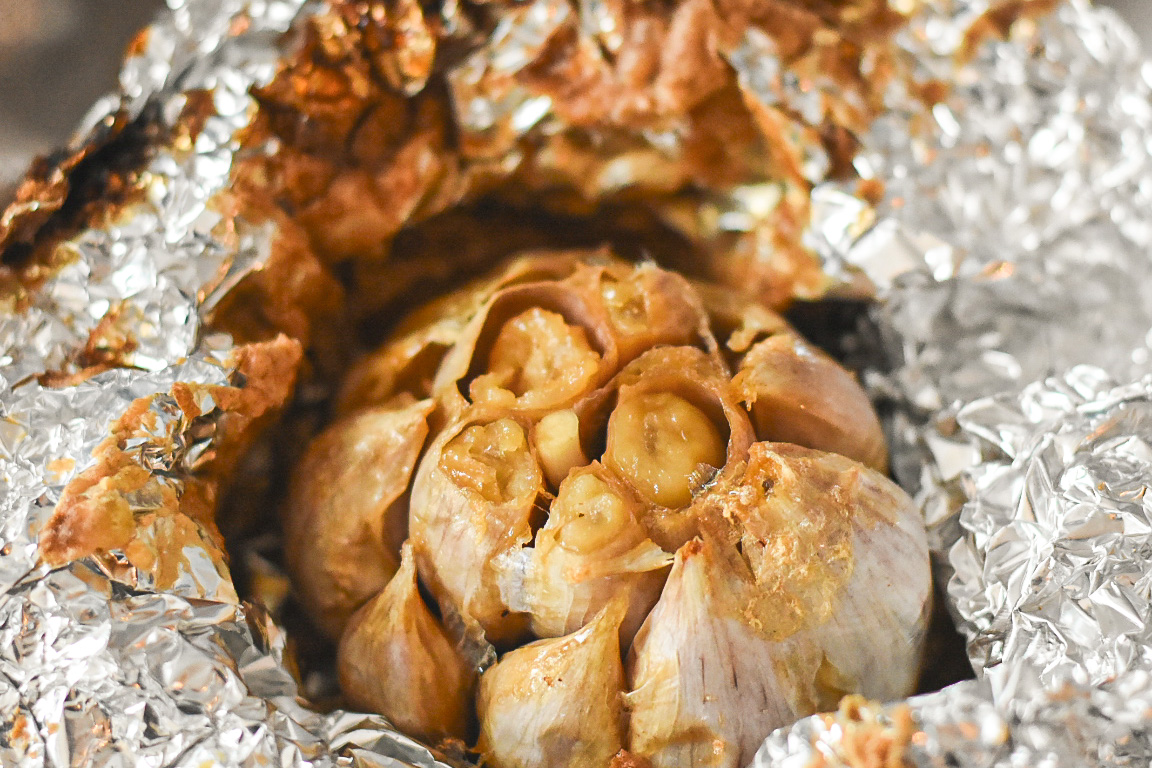 Whole Roasted Garlic {Two Ways} | Balanced Taste