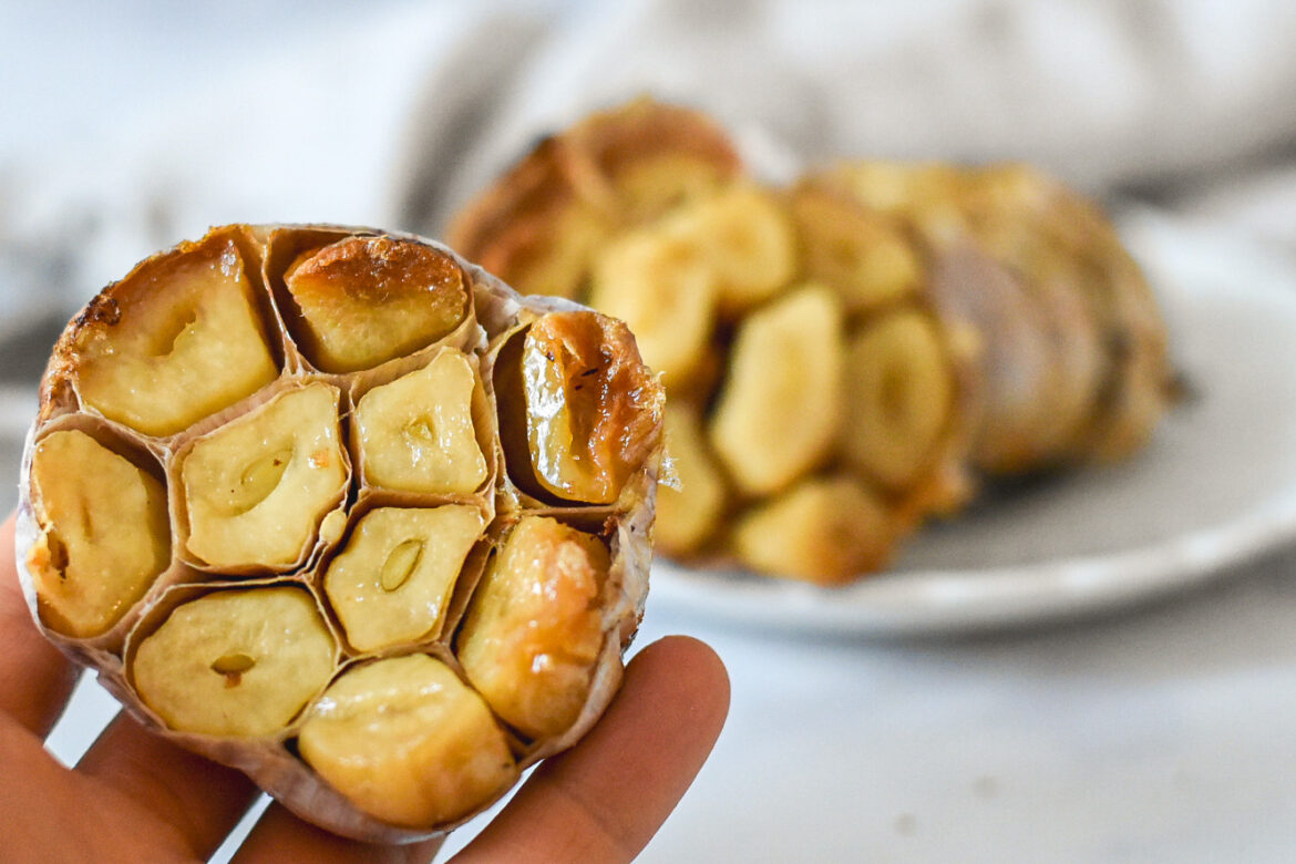 Whole Roasted Garlic {Two Ways} | Balanced Taste
